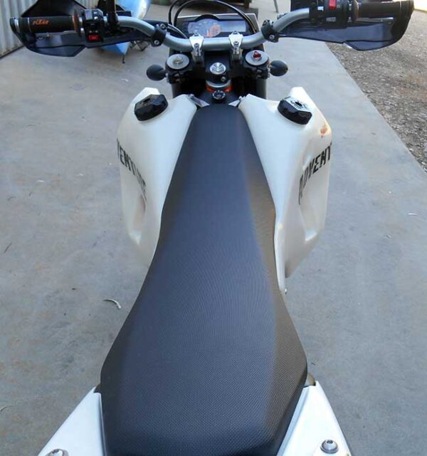Safari Tank for new KTM 690 Enduro available in 2018 – Safari Fuel Tanks