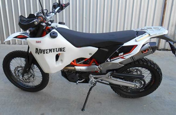 Safari Tank for new KTM 690 Enduro available in 2018 - Safari Fuel Tanks